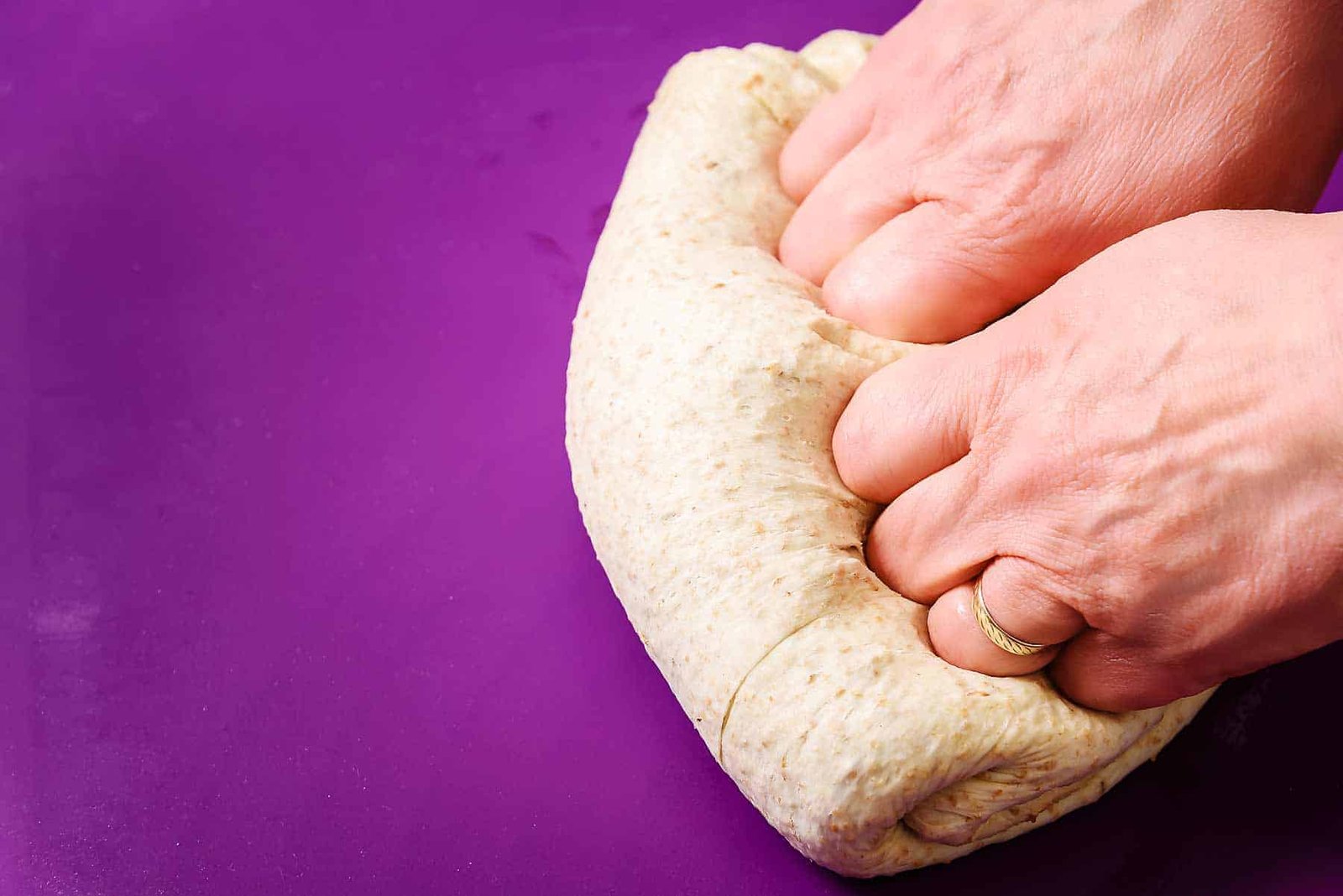 Easy Vegan Bread Rolls, light and fluffy! - Especially Vegan